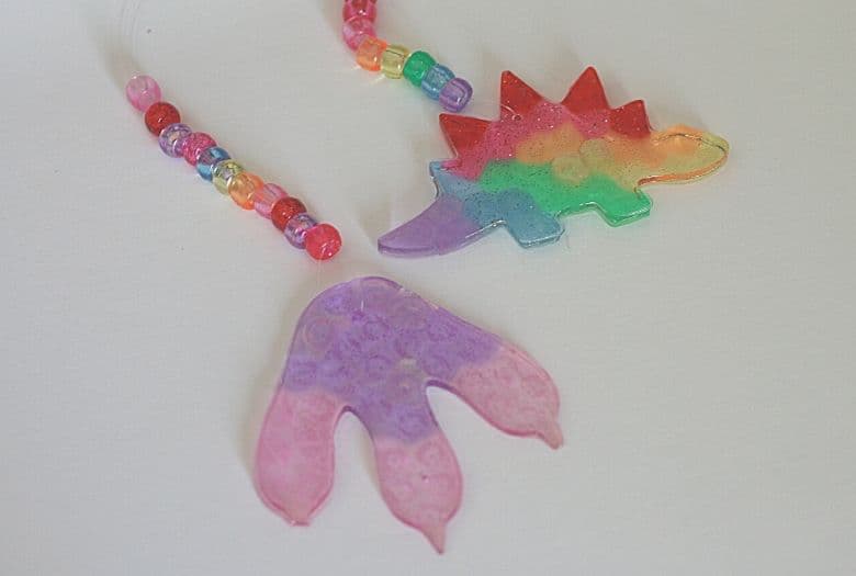 Just 6 Simple Steps To A Beautiful And Fun Dinosaur Sun Catcher